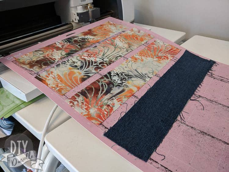 How to Make a No Small Talk Door Sign - DIY Danielle®