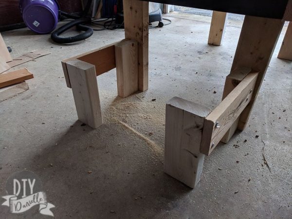 How to Make a Milking Stand for Nigerian Dwarf Goats - DIY Danielle®