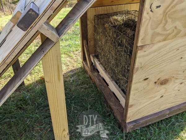 DIY Goat Playground with Pallets & Scrap Wood - DIY Danielle®
