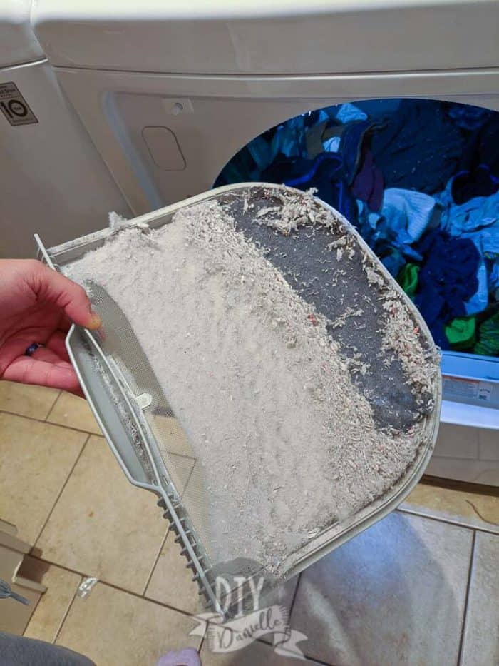 How to Get Paper or Tissue Out of the Washing Machine and Your Clothes ...