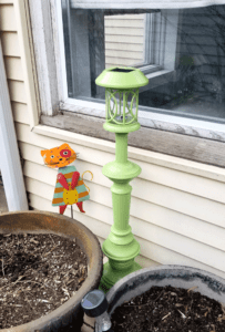 20 Easy To Make DIY Solar Light Projects
