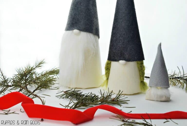 23 Simple And Creative Christmas Crafts To DIY