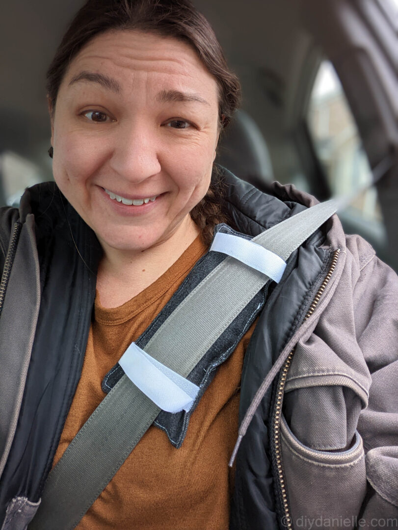 DIY Port Pillow for a Seatbelt - DIY Danielle®