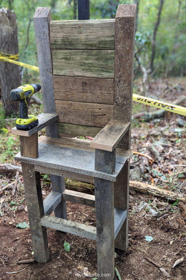 DIY Electric Chair Prop: Halloween Decoration Made of Scrap Wood