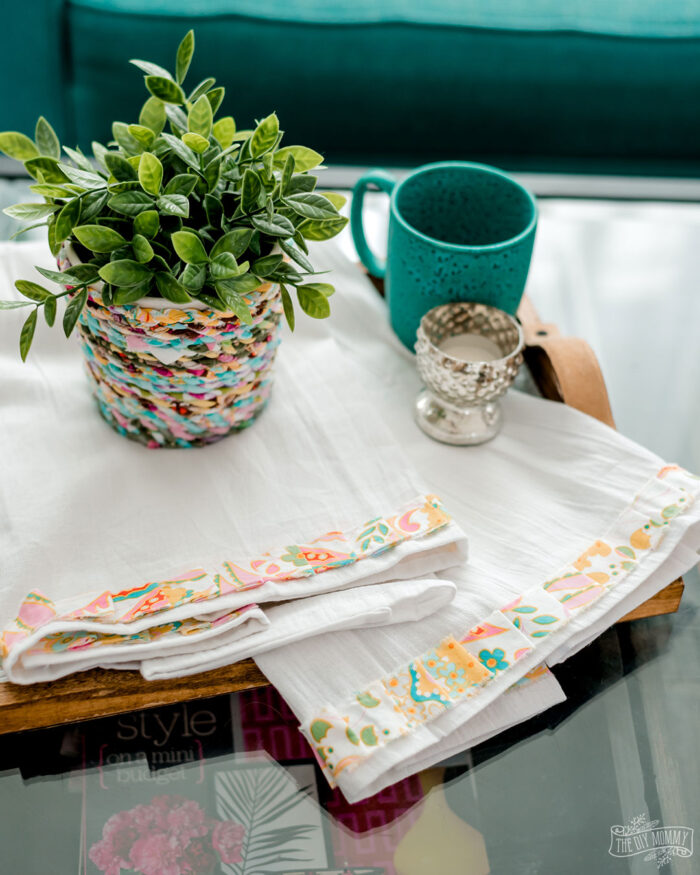 17 Handmade DIY Towels with Step-by-Step Tutorials