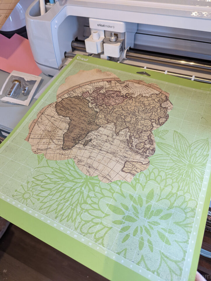 Gift Wrap Ideas with Cricut - DIY Danielle®