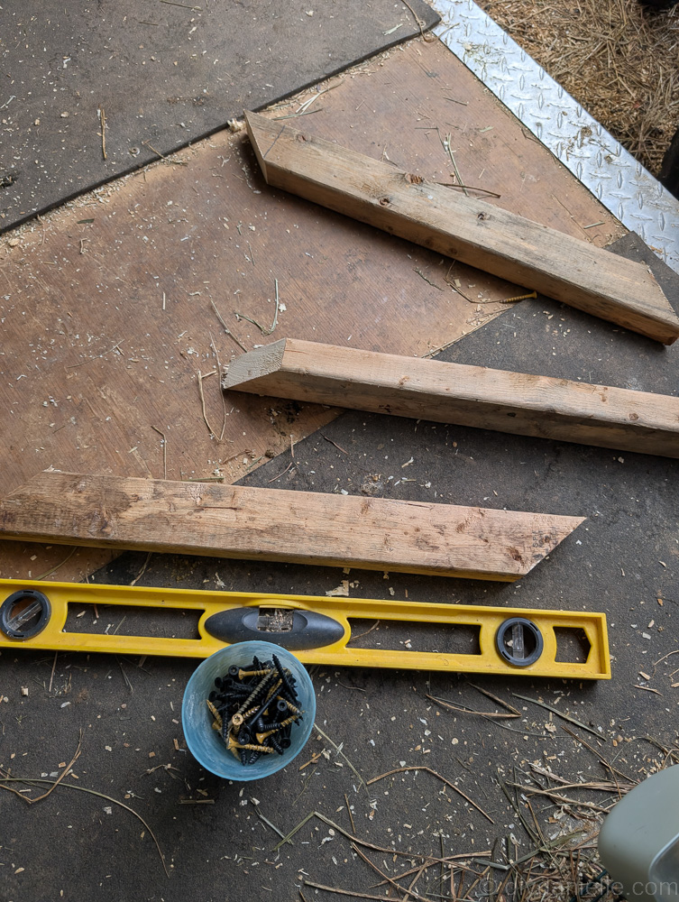 DIY Wall Mounted Hay Feeder - DIY Danielle®